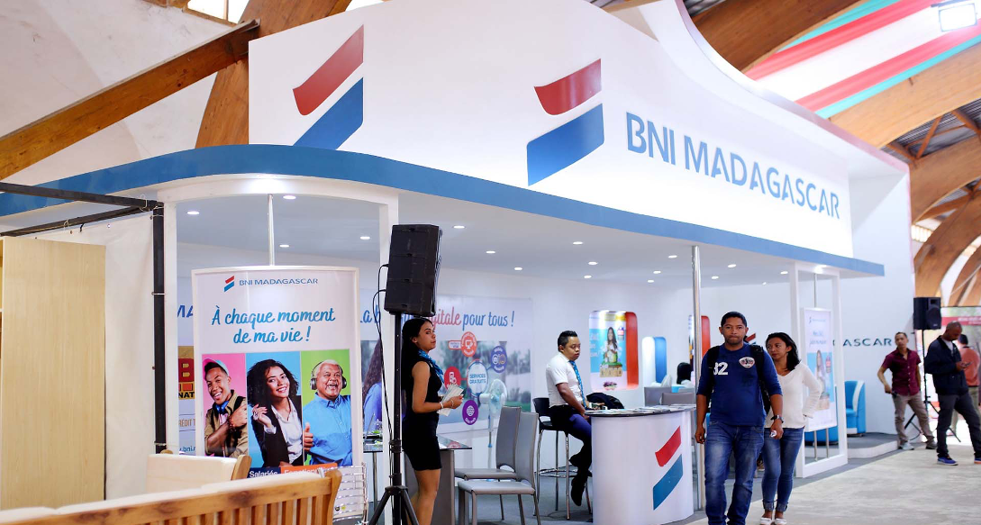 Stand clé en main de Kadopub – KADOPUB / STAND / 3D / PRESENTOIRS / PLV